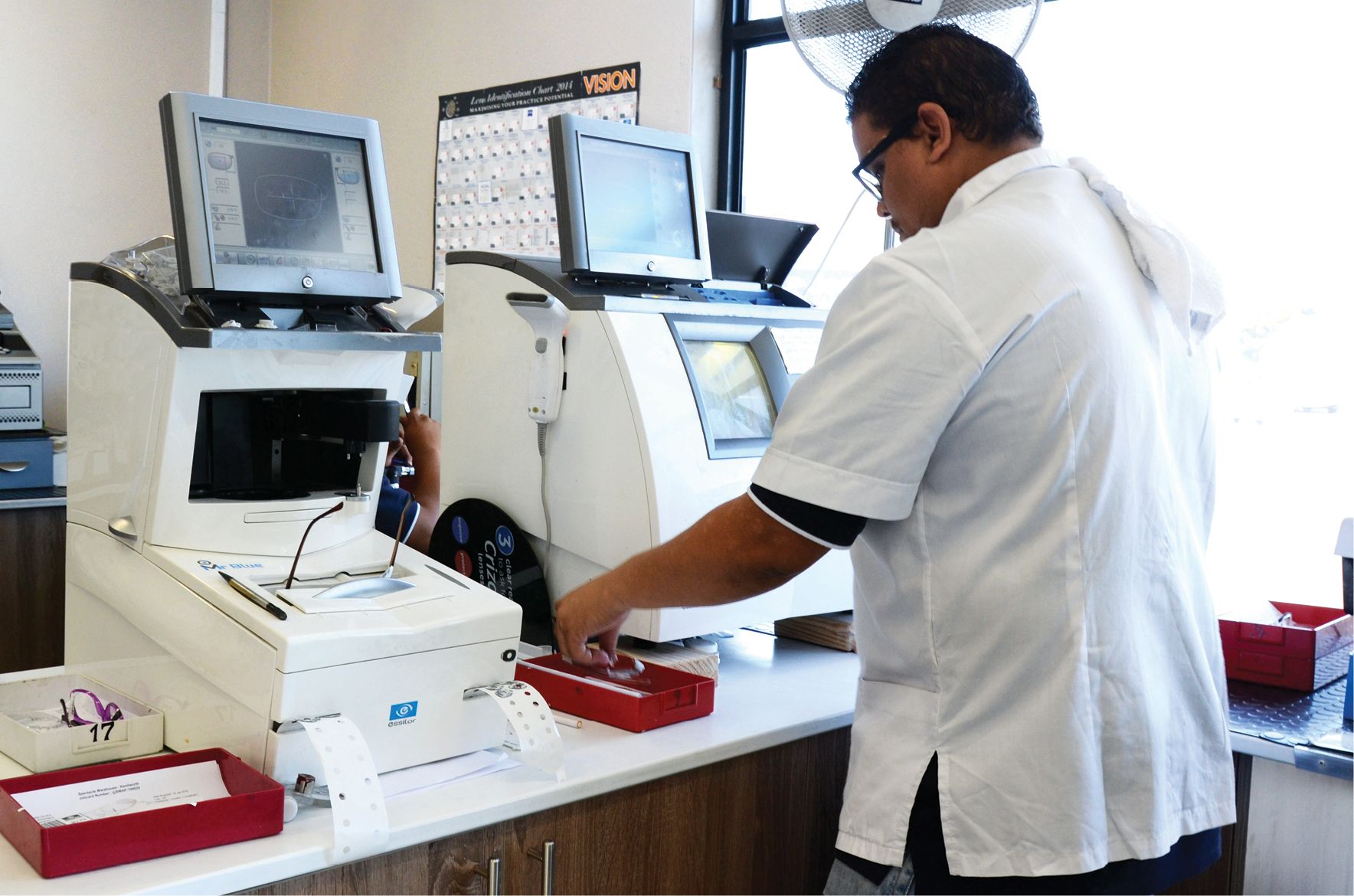 onsite_lab | Spectacle Warehouse